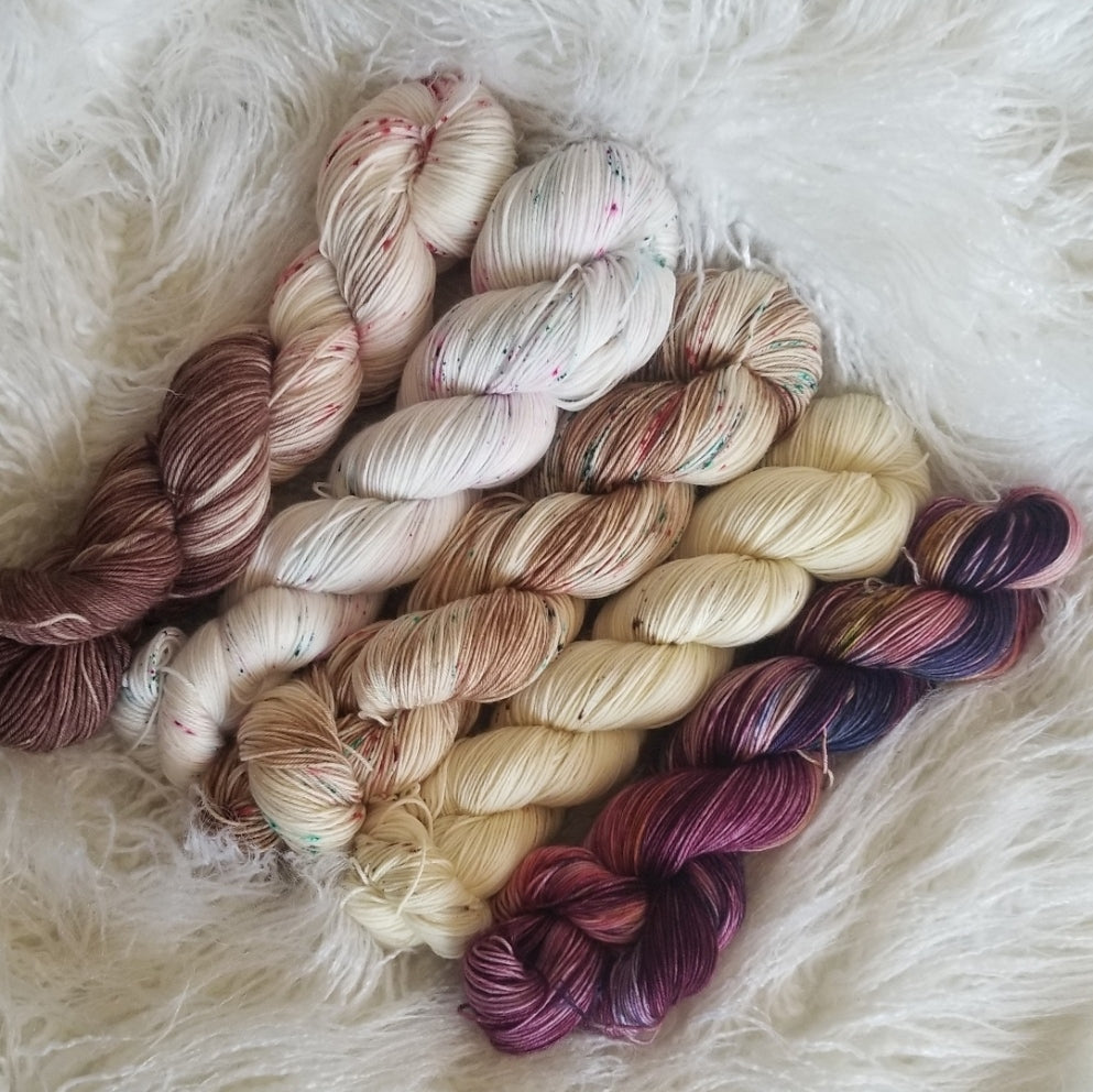 Holiday Treat Collection – thelittlewolfknits